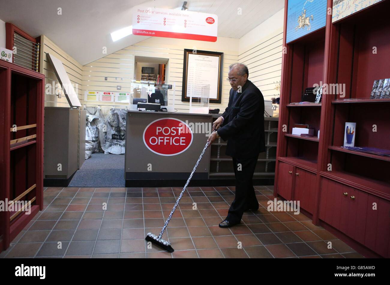 Worlds oldest post office hi-res stock photography and images - Alamy
