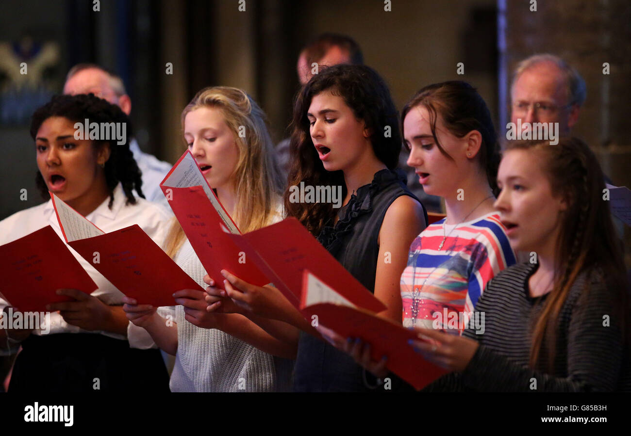 Canterbury Cathedral Girls Choir High Resolution Stock Photography and ...