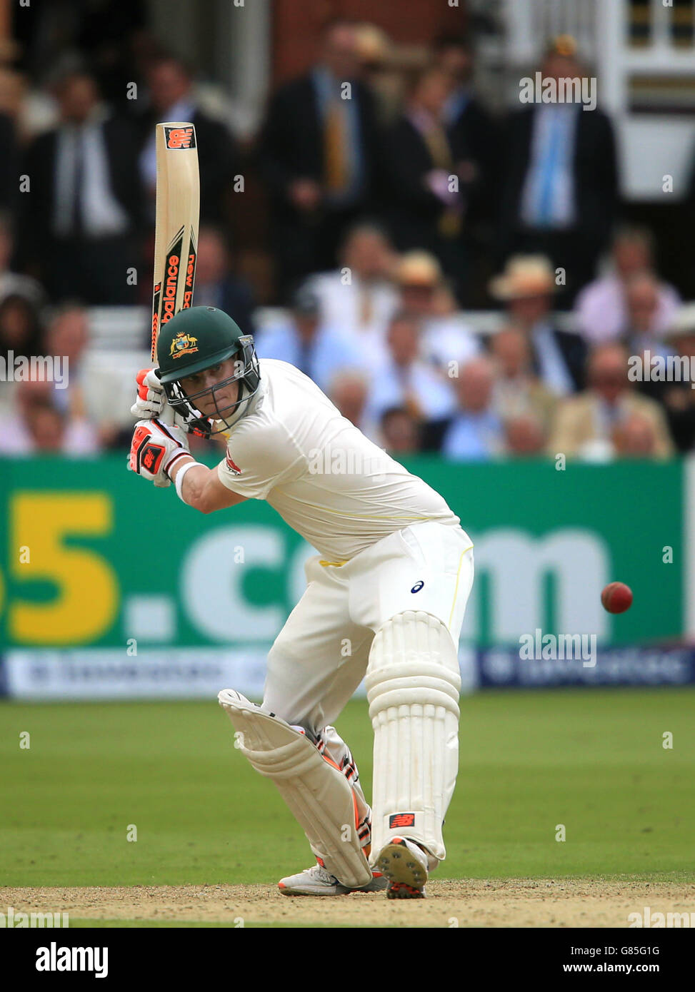 Cricket batsman test hi-res stock photography and images - Alamy
