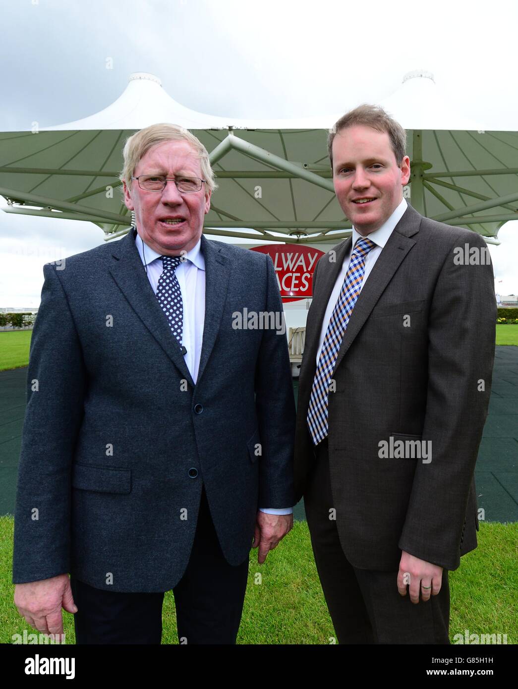 John moloney hi-res stock photography and images - Alamy