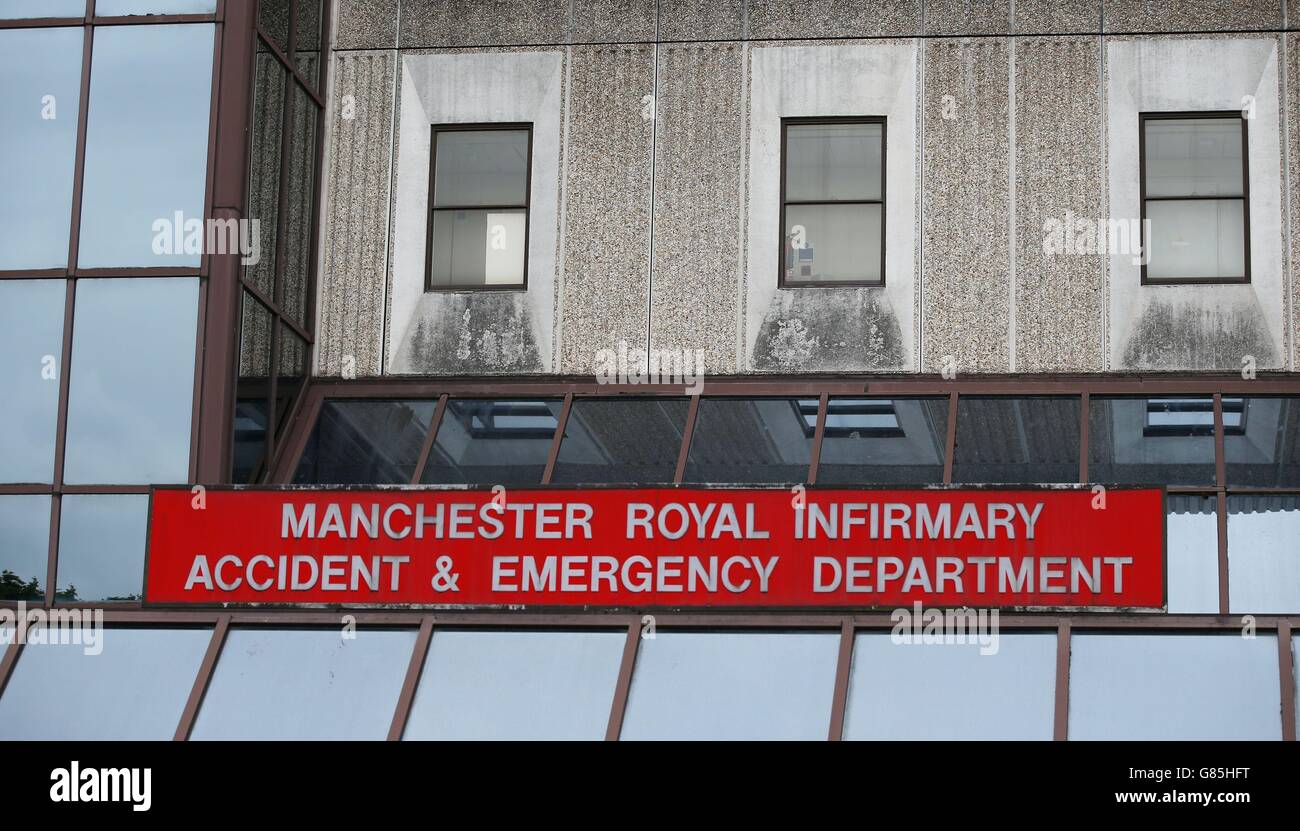 Manchester Royal Infirmary Stock Photos & Manchester Royal Infirmary ...