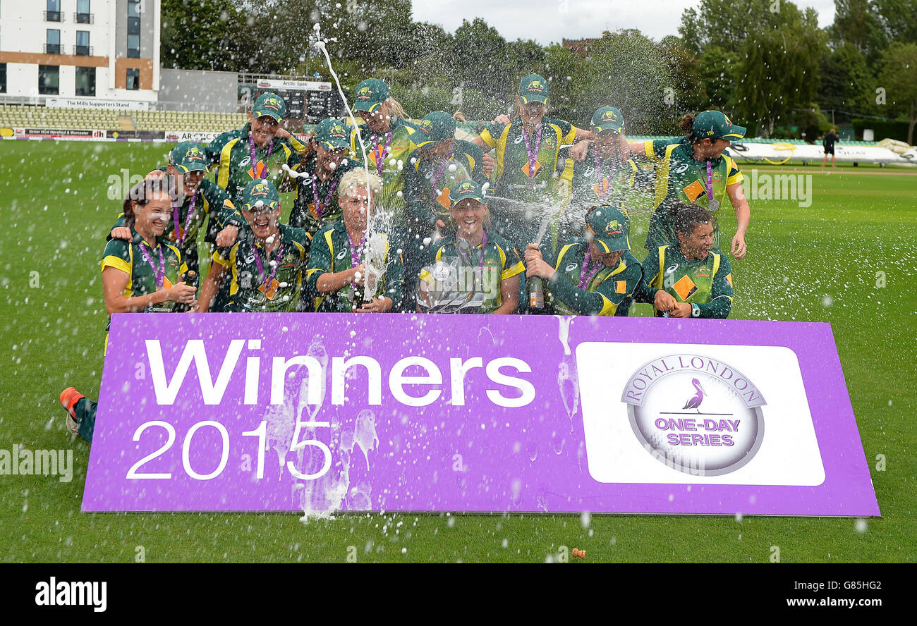 Cricket - Women's Third One Day International - England v Australia ...