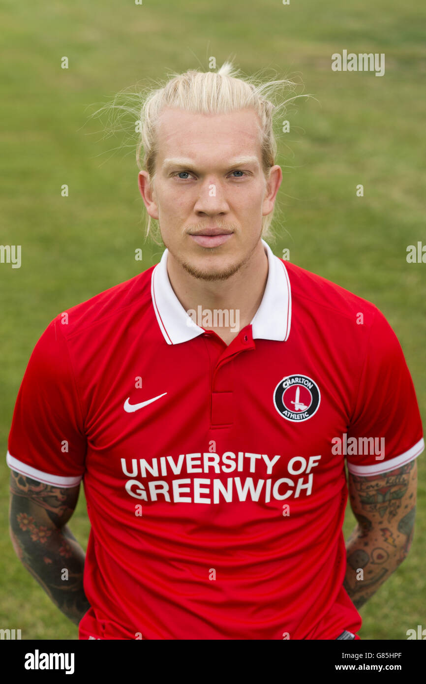 Football head head shot simon charlton hi-res stock photography and ...