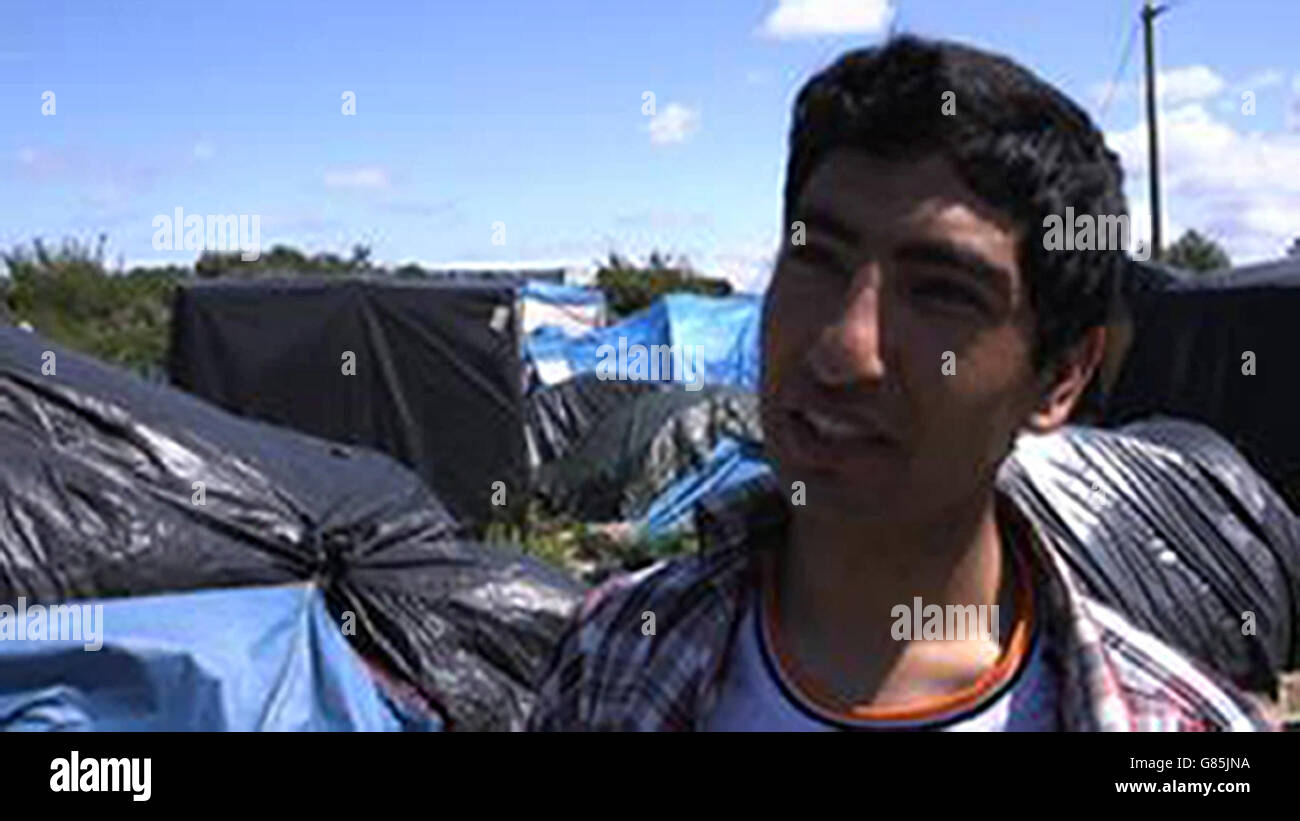 Ahmadi Mahmood Jan, from Afghanistan, who is living at the Jungle ...