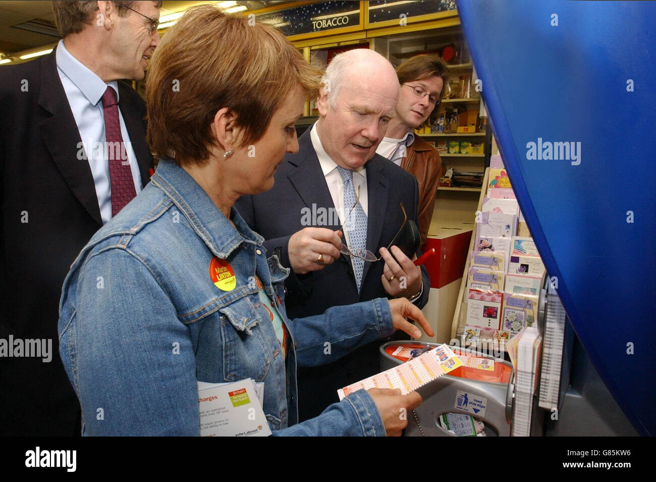 General Election Campaign 2005 - Labour Party - Clapham Stock Photo - Alamy