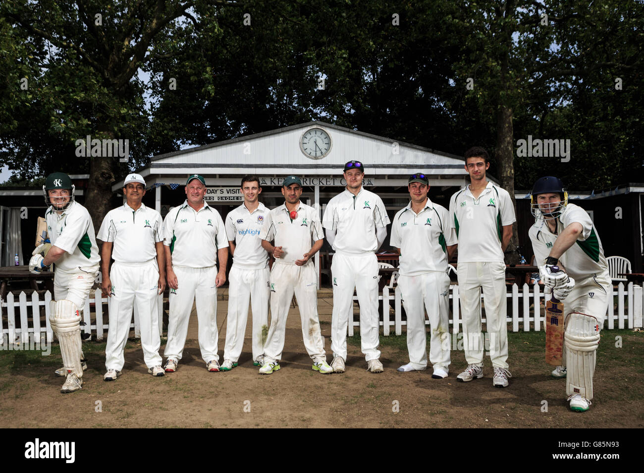 Cricket feature village cricket britain images team group hi-res stock ...