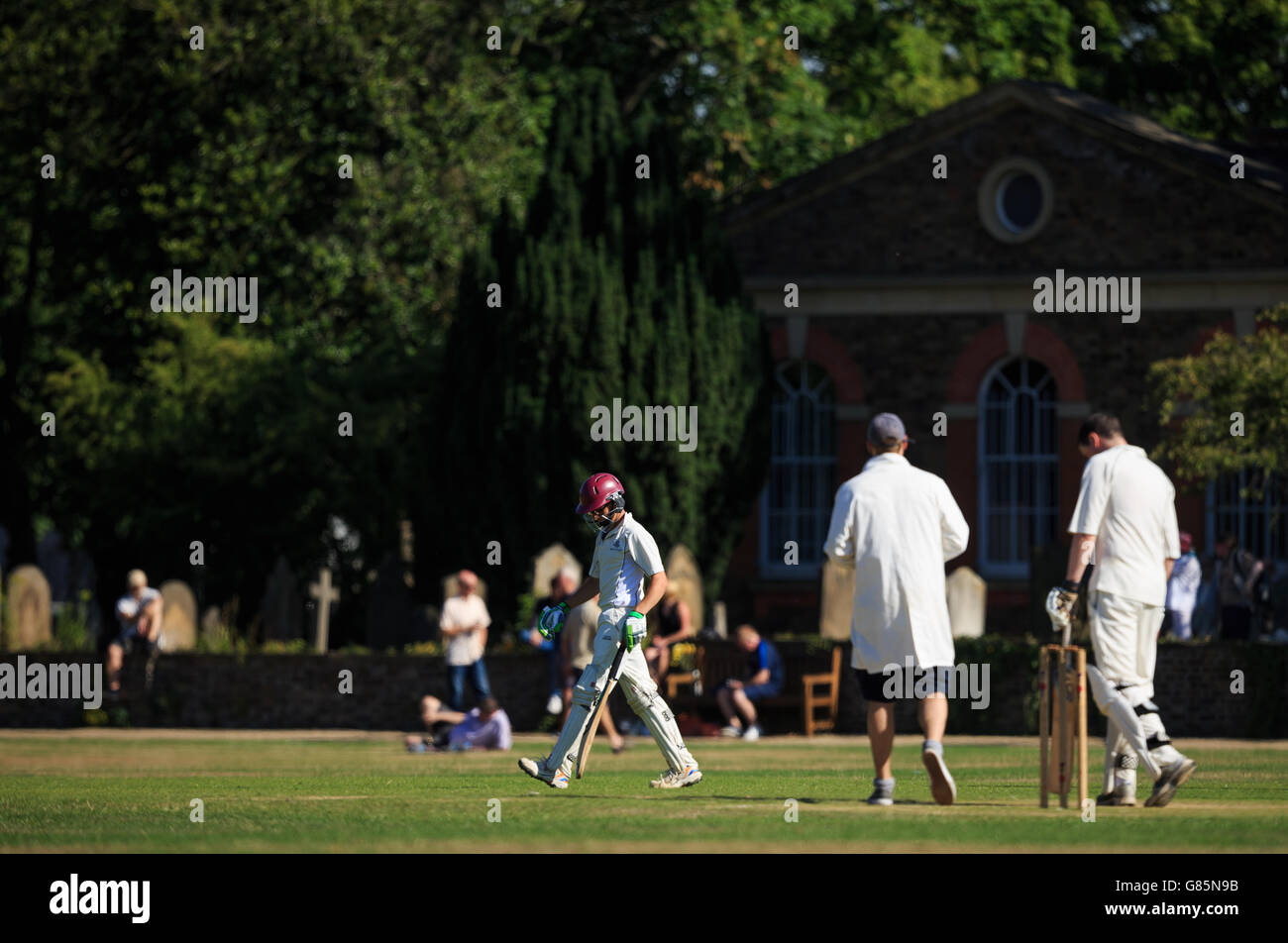 Cricket - Kew Cricket Club's Sunday XI v Lord Gnome's - Kew Cricket ...