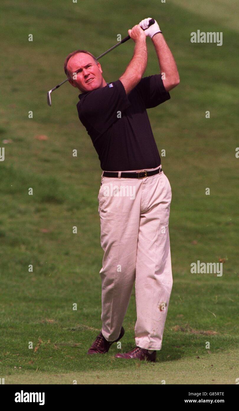 Ronan rafferty hi-res stock photography and images - Alamy