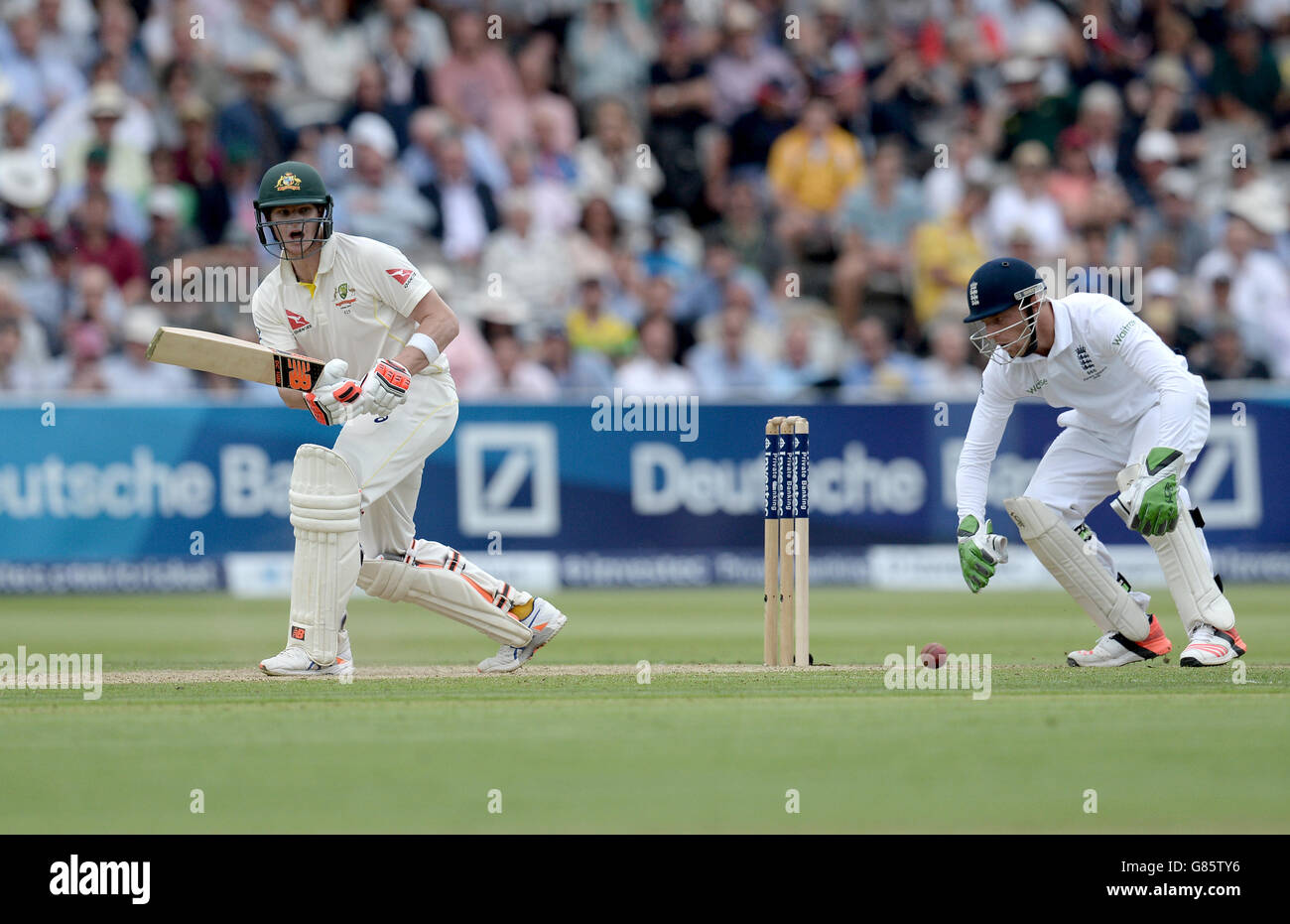 Australias steve smith bats hi-res stock photography and images - Alamy