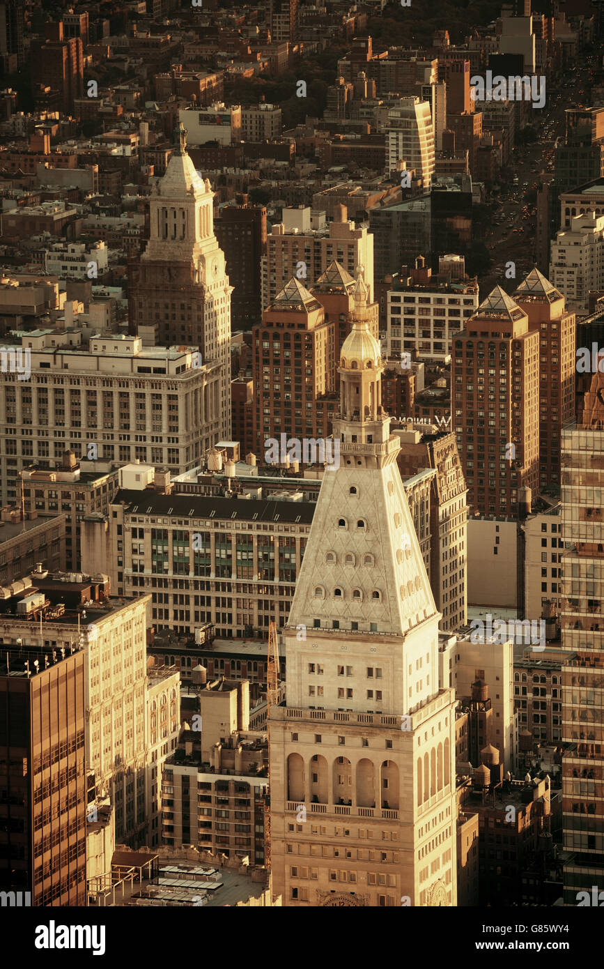 New York City - SEP 11: New York Life Building closeup on September 11 ...