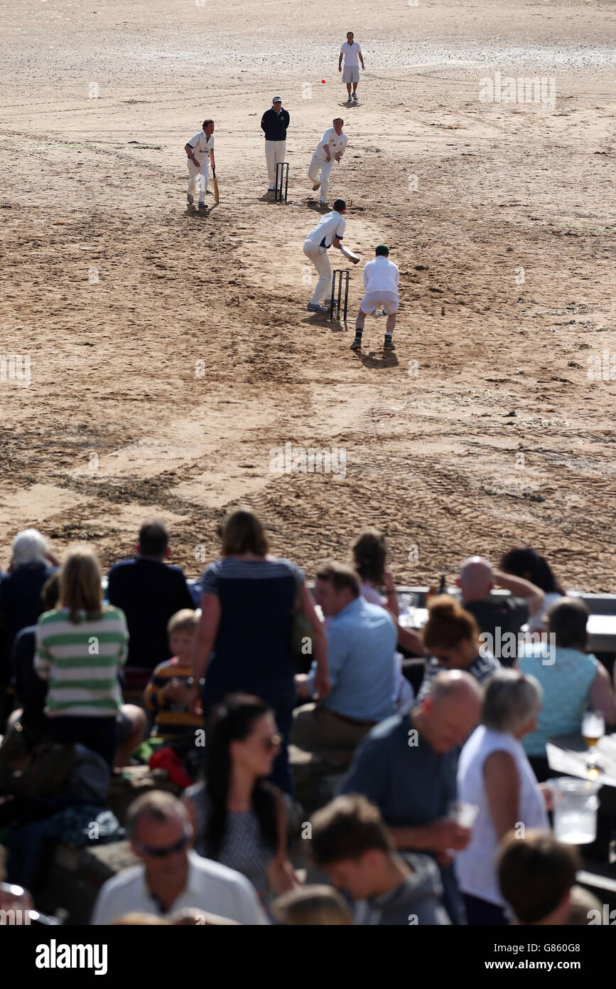 During the beach cricket match in elie hi-res stock photography and ...