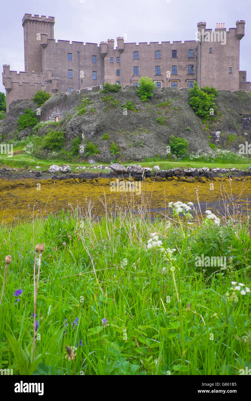 Dunvegan Castle in Isle of skye ,scotland Stock Photo - Alamy