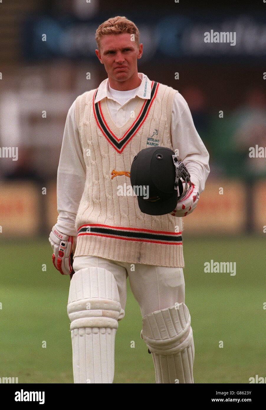 Cricket. Darren Maddy, Leicestershire Stock Photo - Alamy