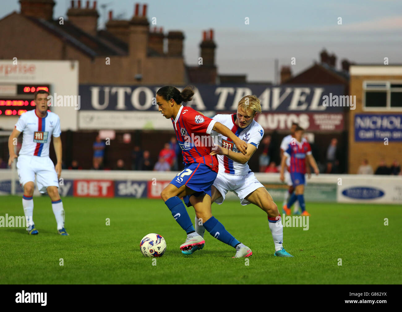 London borough barking dagenham stadium hi-res stock photography and ...