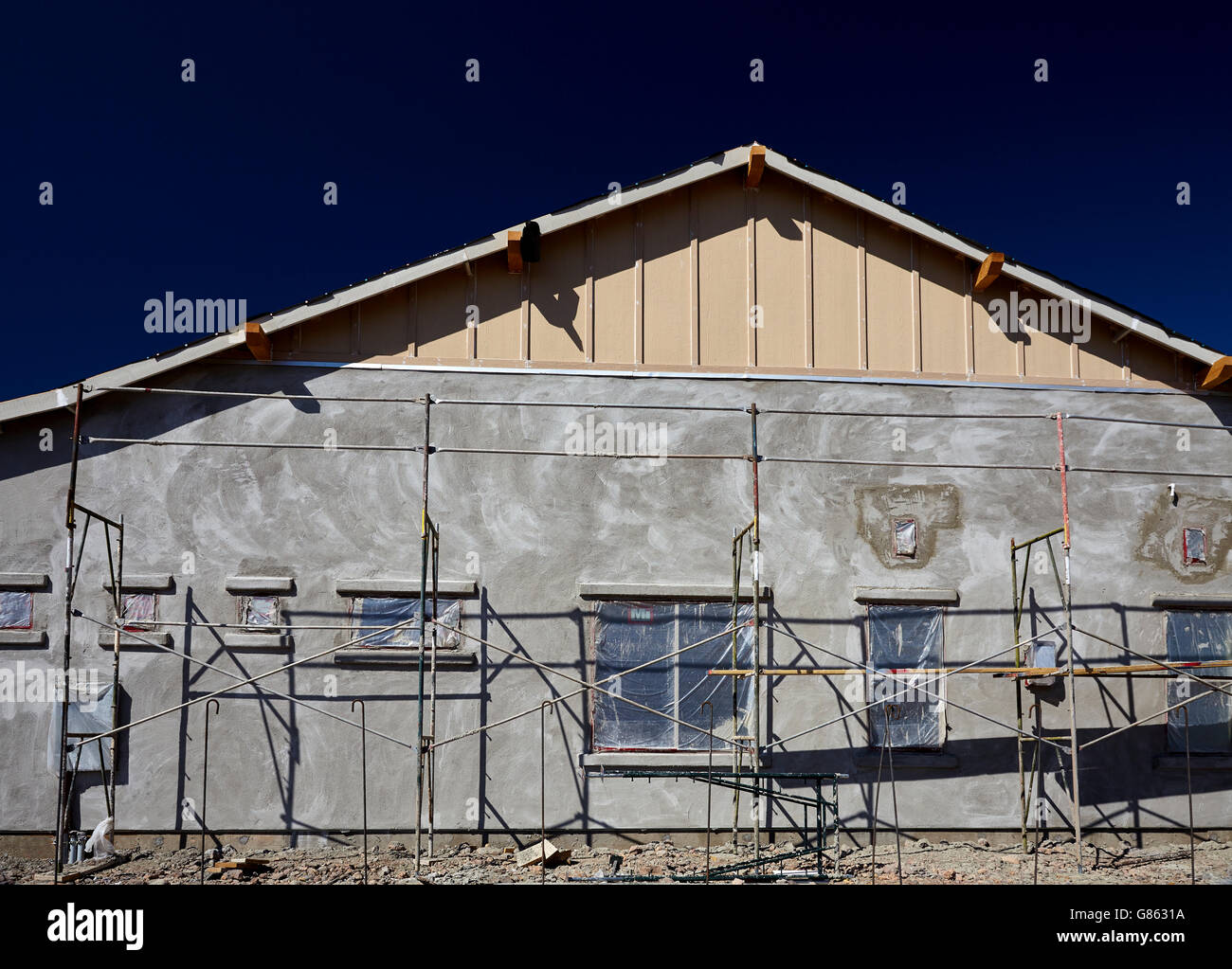 new home construction stucco plaster scaffold system masonry contractor ...