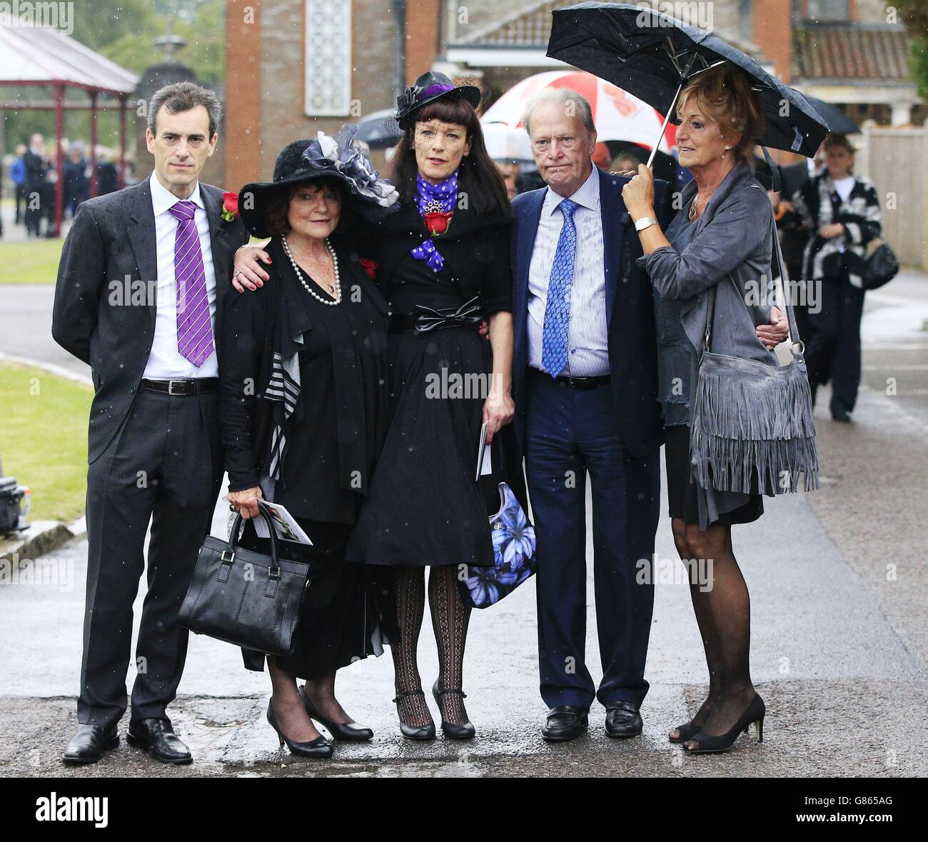Dennis waterman and pam flint hi-res stock photography and images - Alamy