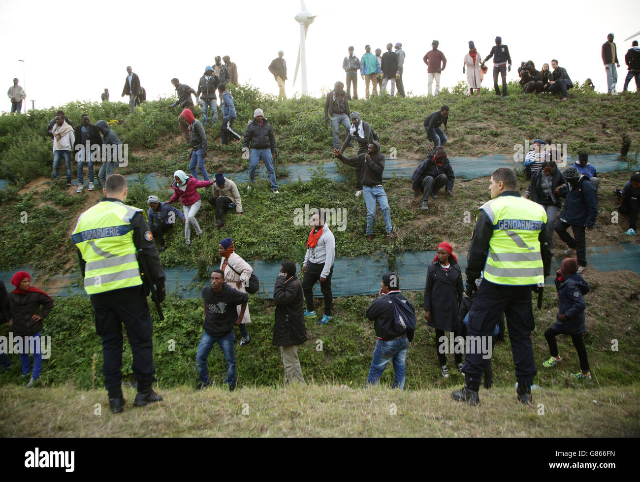 Police perimeter fence hi-res stock photography and images - Alamy