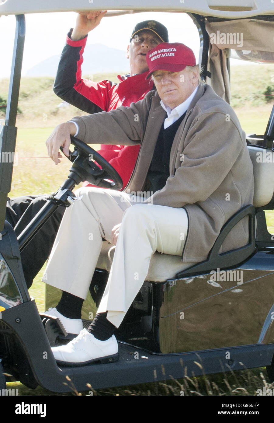 Golf buggy scotland hi-res stock photography and images - Alamy
