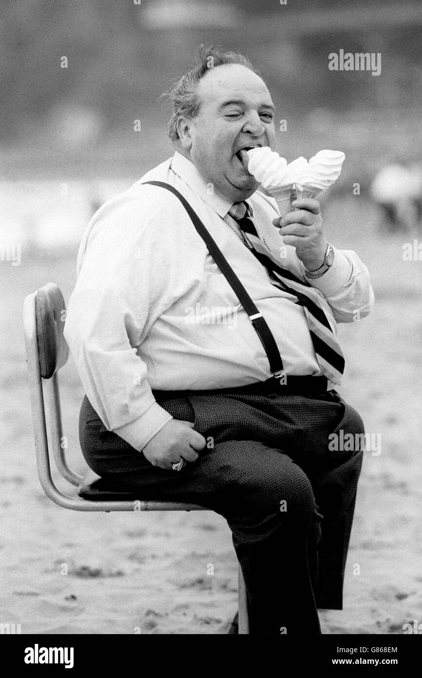 Heavyweight ice cream manufacturer Peter Jaconelli celebrates the ...