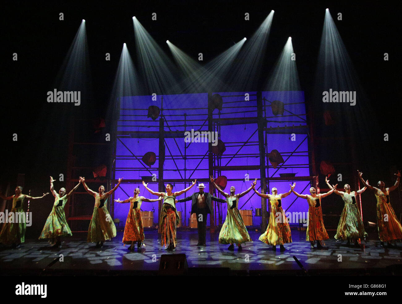 Bale dance hi-res stock photography and images - Alamy