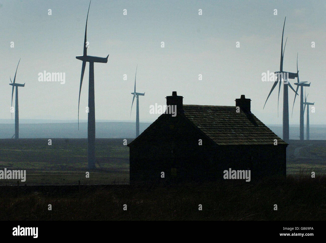 Wind farm near thurso hi-res stock photography and images - Alamy