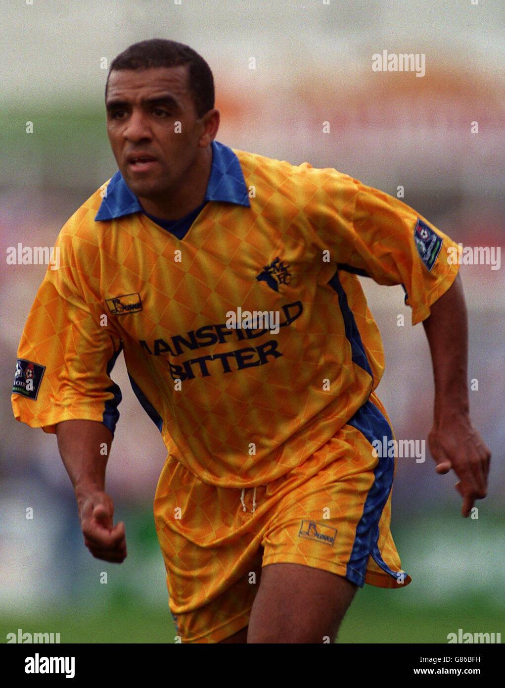 Wigan v mansfield t hi-res stock photography and images - Alamy