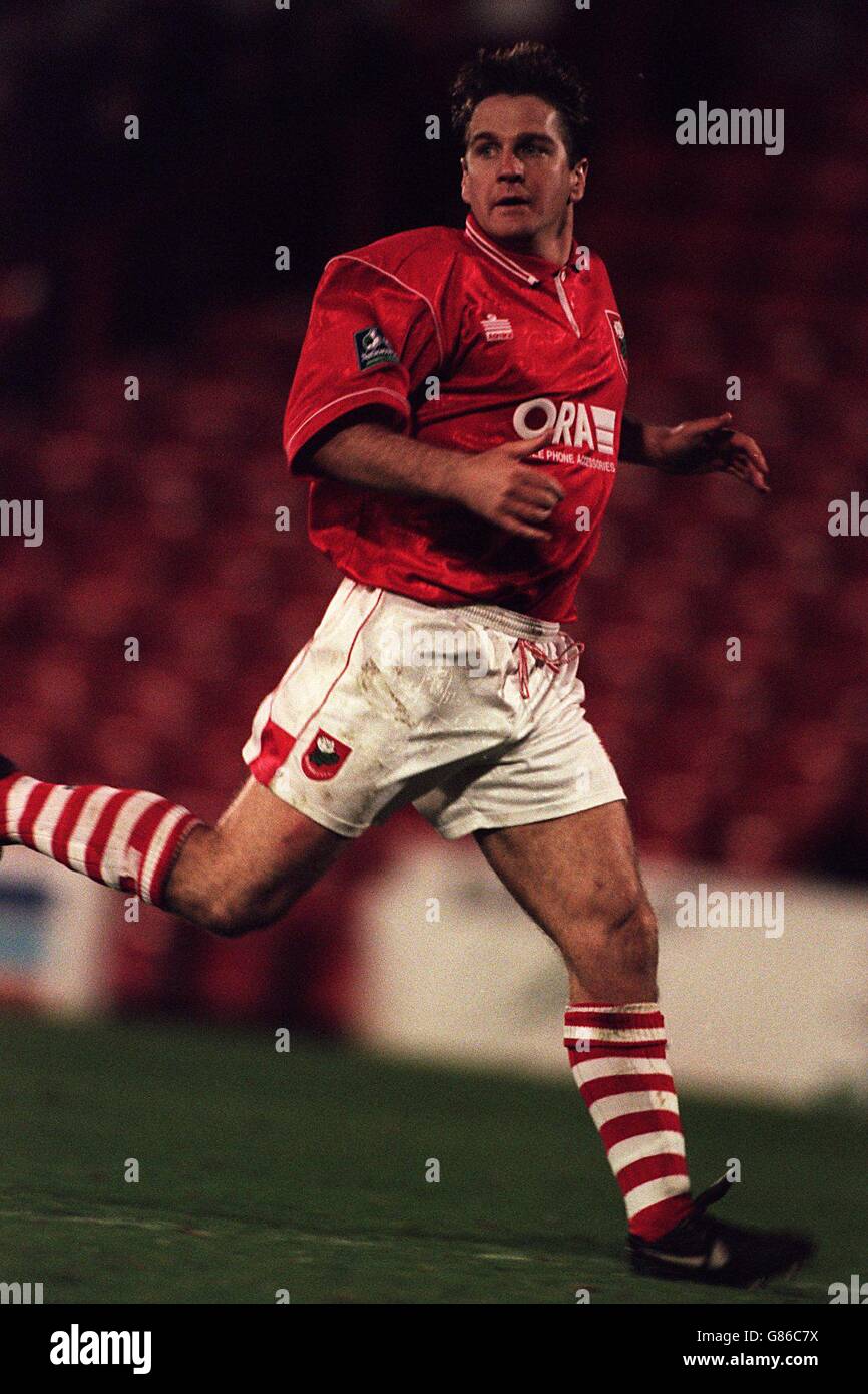 John hendrie hi-res stock photography and images - Alamy