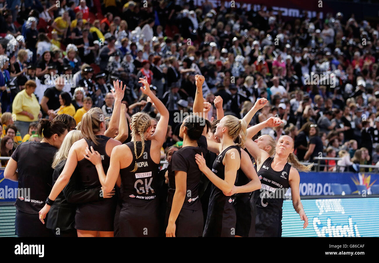 New Zealand players celebrate victory during the Netball World Cup ...