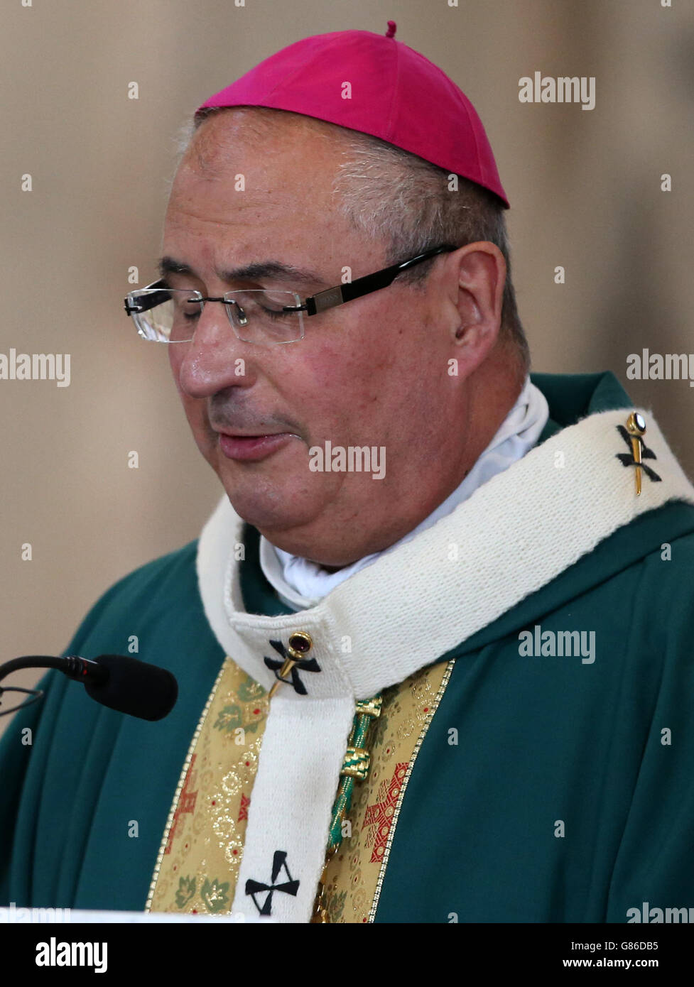 Scotlands most senior catholic archbishop hi-res stock photography and ...