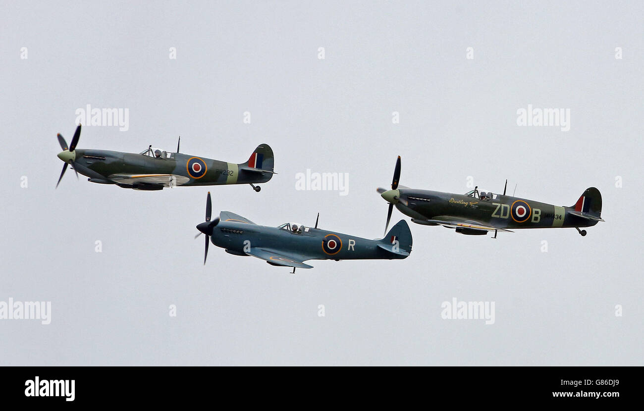 World War II Spitfires take to the skies over Biggin Hill Airfield in ...