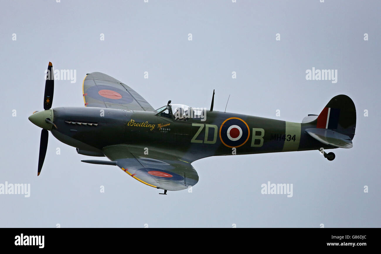 Battle of britain 1940 spitfire hi-res stock photography and images - Alamy