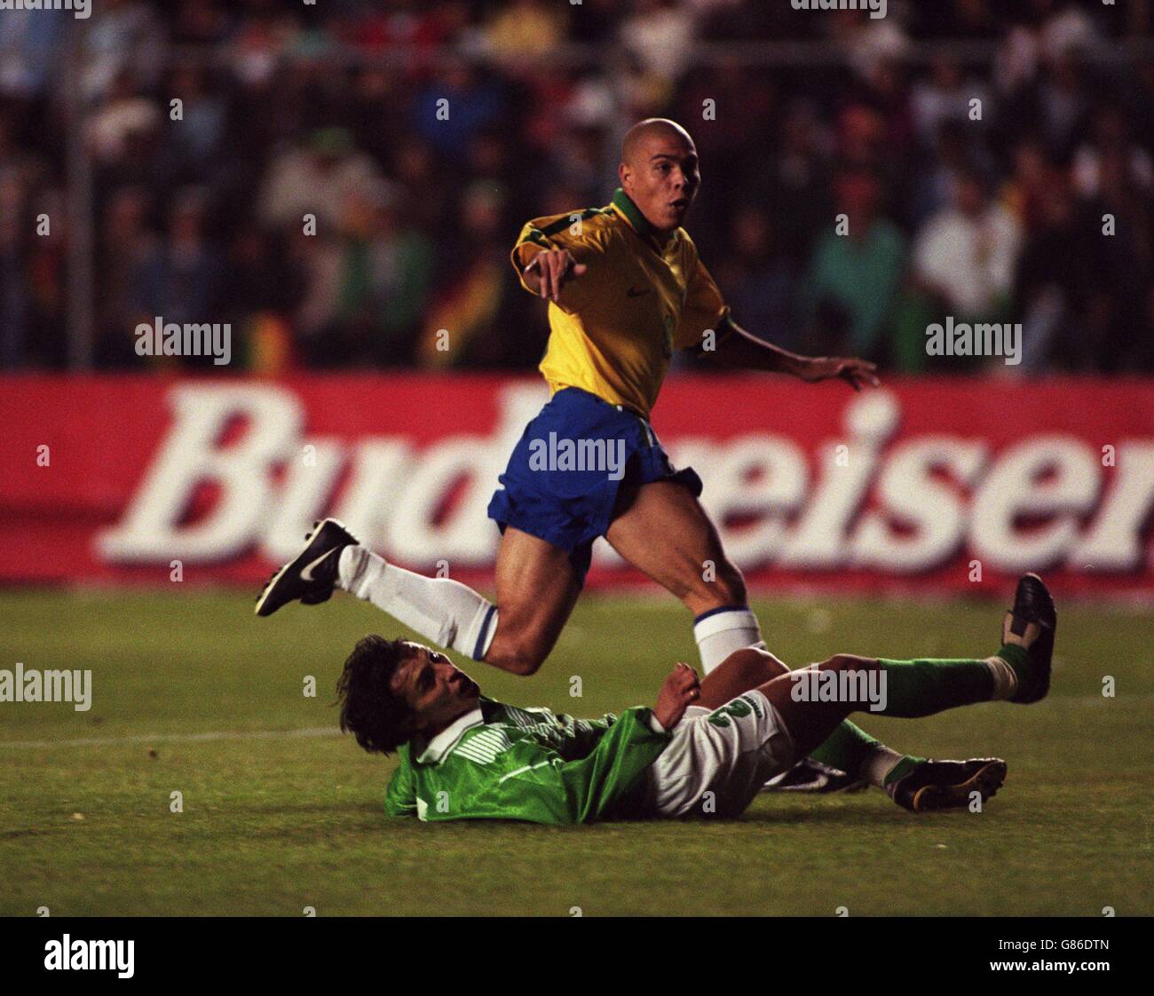Ronaldo of Brazil scores to make it 2-1 in the Copa America Final Stock ...