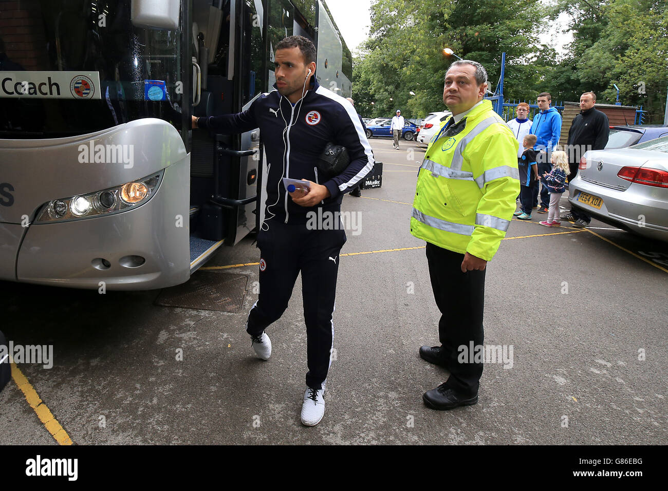 Reading's Hal Robson-Kanu arrives at Hillsborough Stadium Stock Photo ...