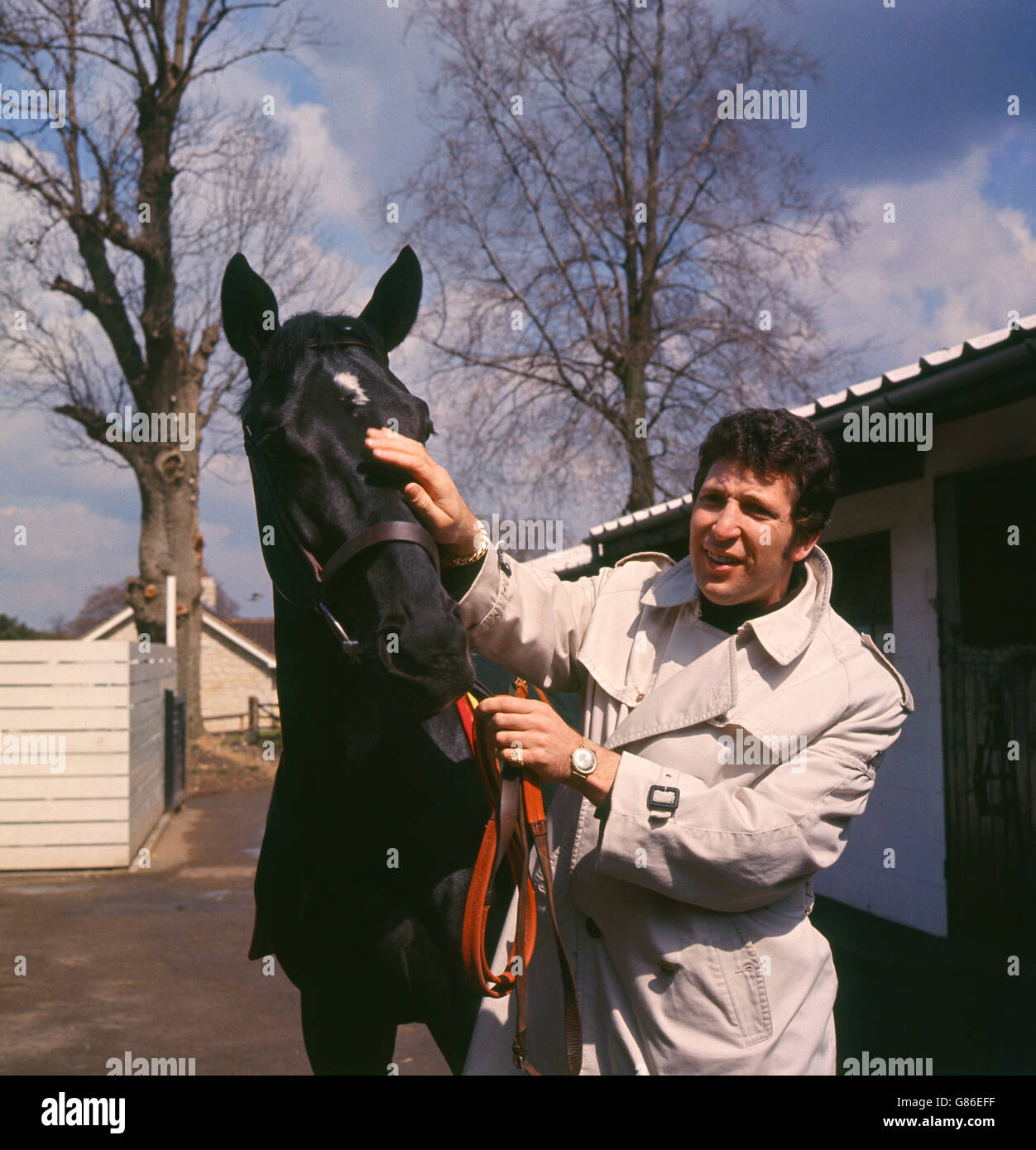 Entertainment - Tom Jones - Epsom, Surrey Stock Photo - Alamy