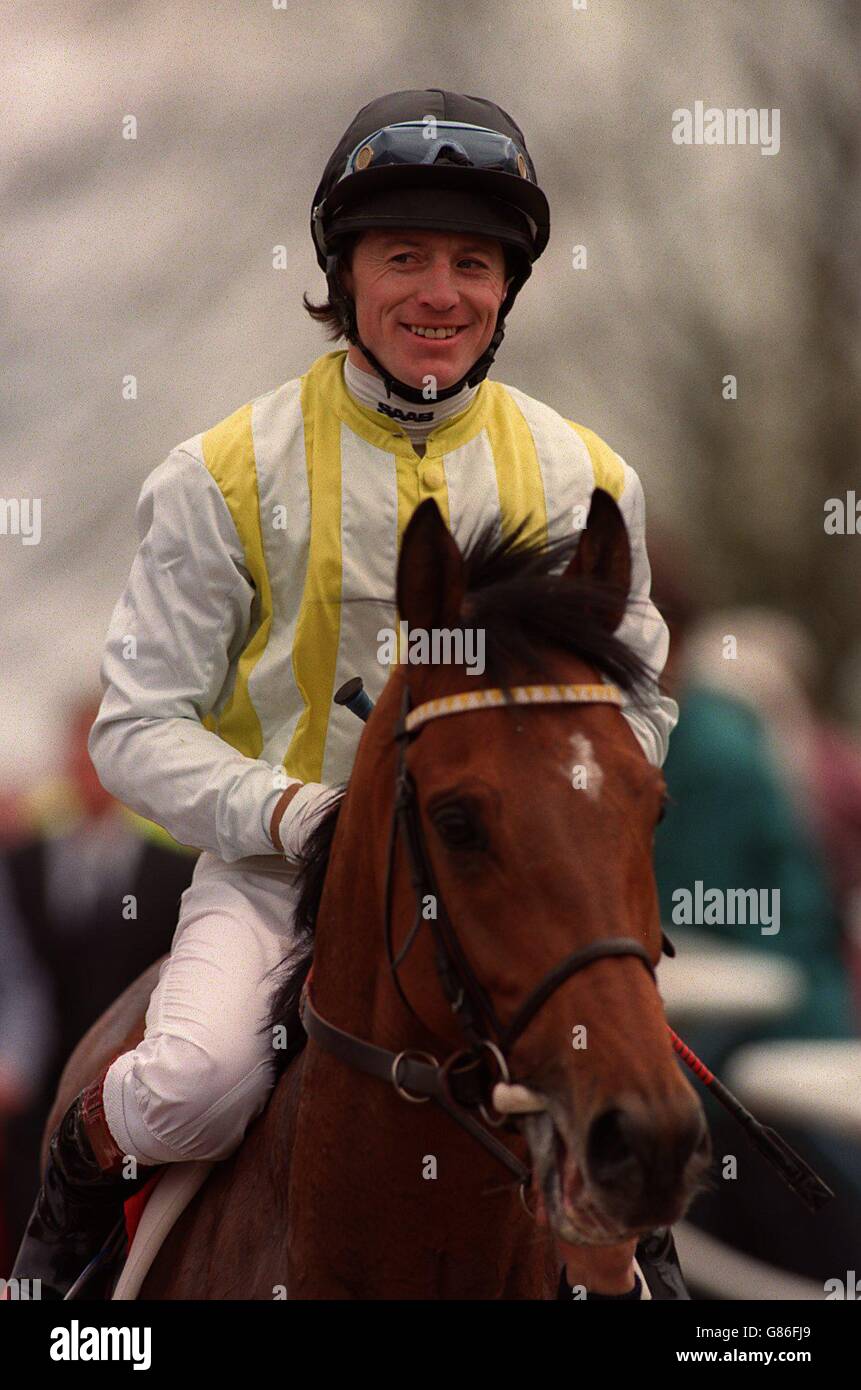 Newmarket 4th race. Kieren Fallon on Ali-Royal Stock Photo - Alamy