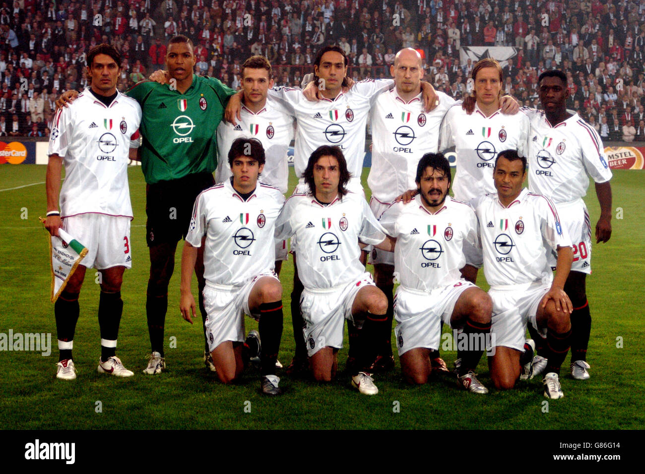 Ac milan team line up hi-res stock photography and images - Alamy
