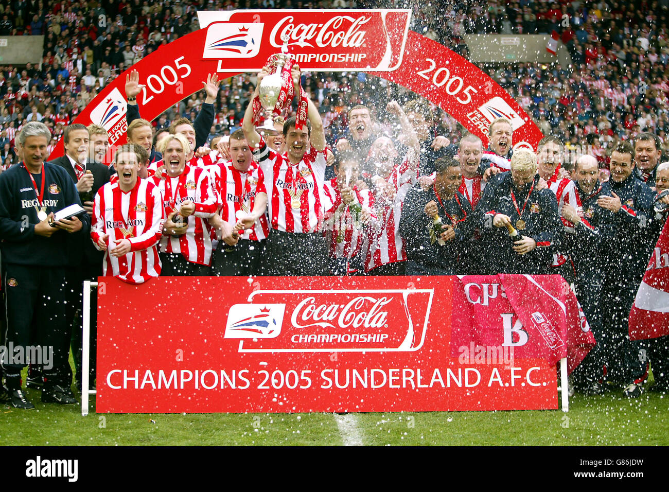 Coca cola championship trophy hi-res stock photography and images - Alamy