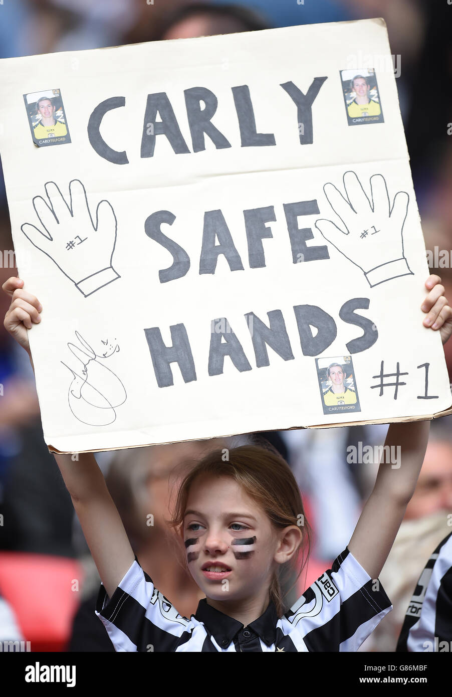 Notts county fan in fa cup final wembley stadium hi-res stock ...