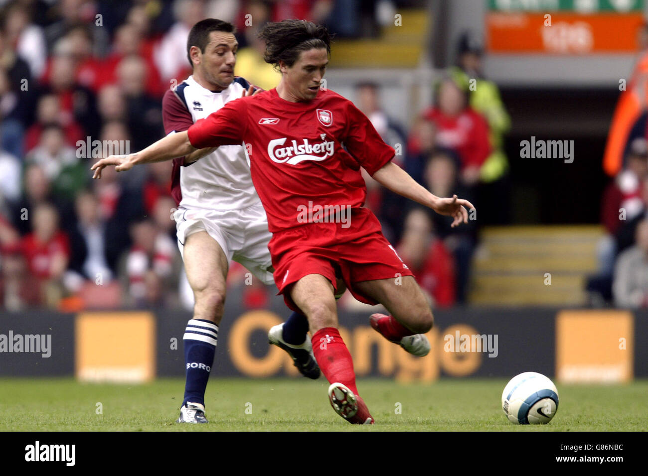 Liverpools harry kewell and middlesbroughs doriva hi-res stock ...