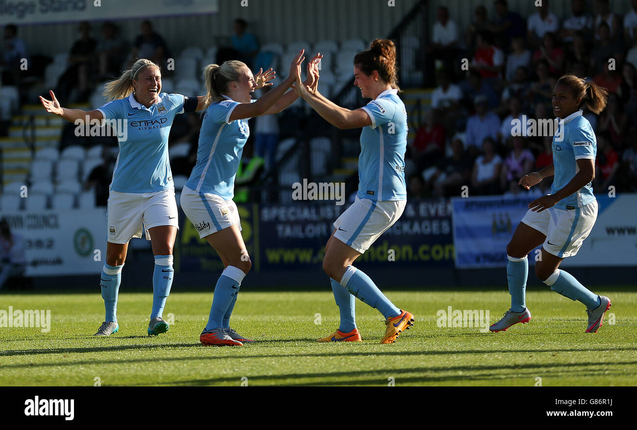 Manchester City's Jennifer Beattie (2nd Right) celebrates scoring her ...