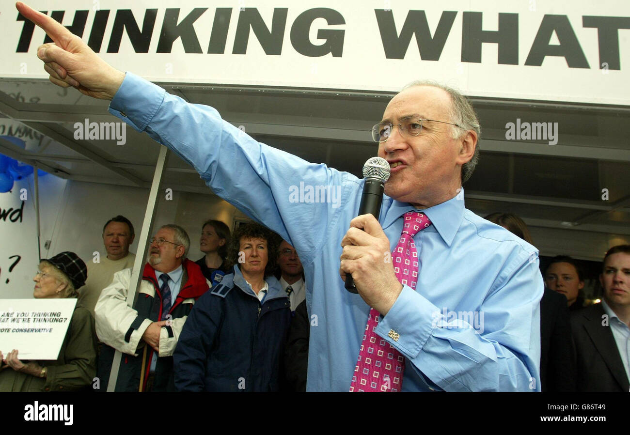 General Election Campaign 2005 - Loughborough Town Centre Stock Photo ...