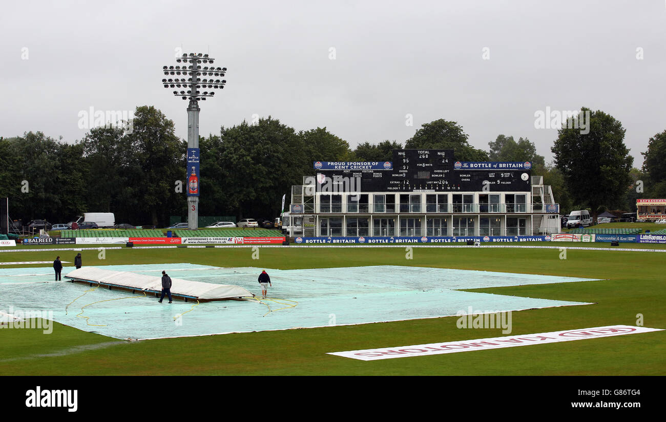 Cricket ashes test england australia day two the spitfire ground hi-res ...