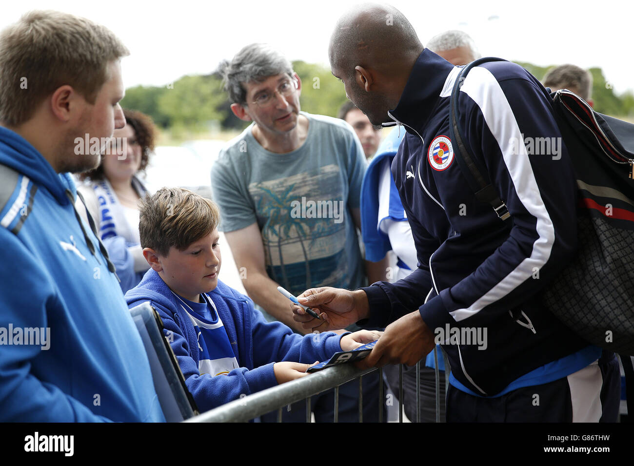 Reading v colchester united hi-res stock photography and images - Alamy
