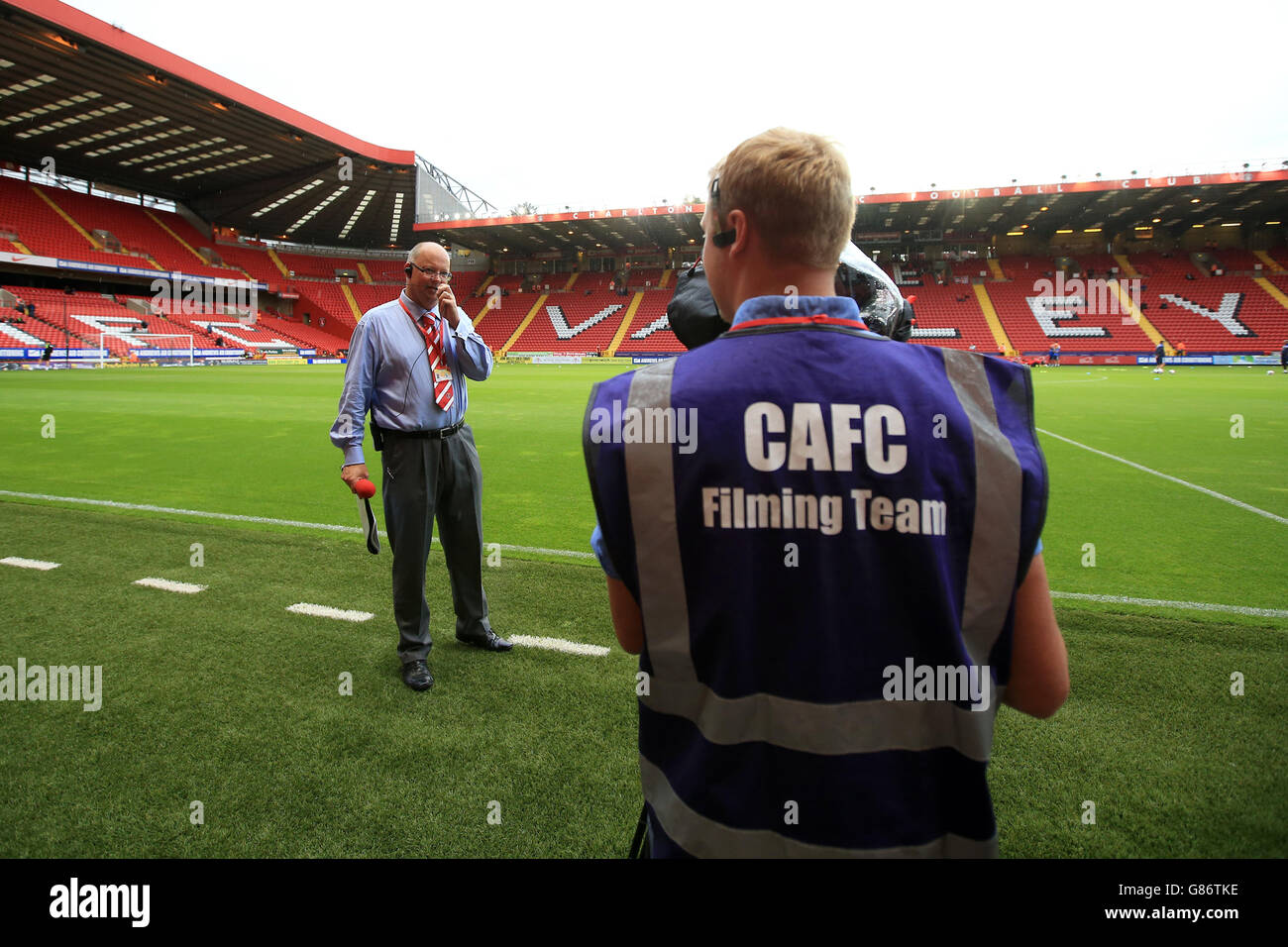 Cafc filming team from university of greenwich before the match hi-res ...