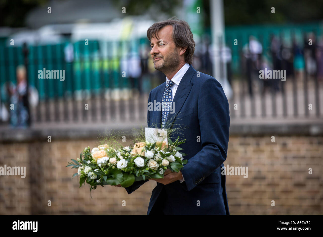 Timothy knatchbull hi-res stock photography and images - Alamy