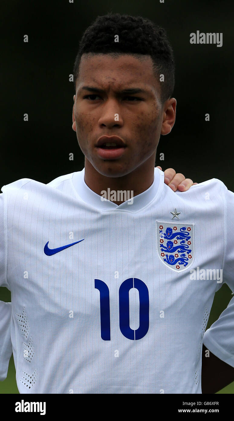 England u16s danny loader reading hi-res stock photography and images ...