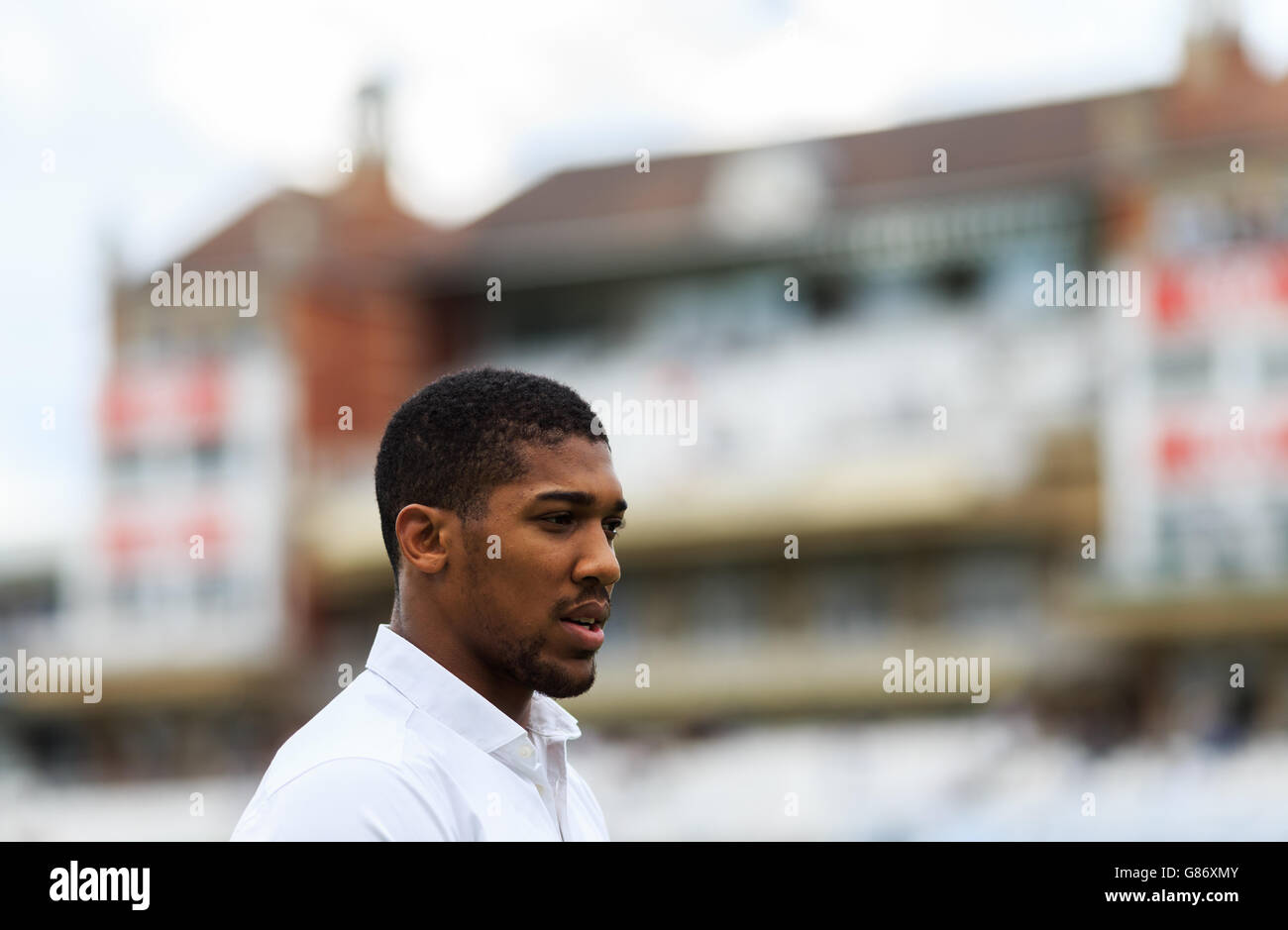 Anthony joshua boxer hi-res stock photography and images - Alamy
