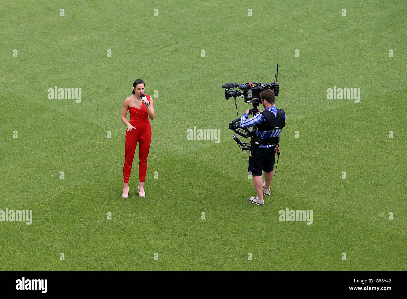 Opera singer laura wright hi-res stock photography and images - Alamy