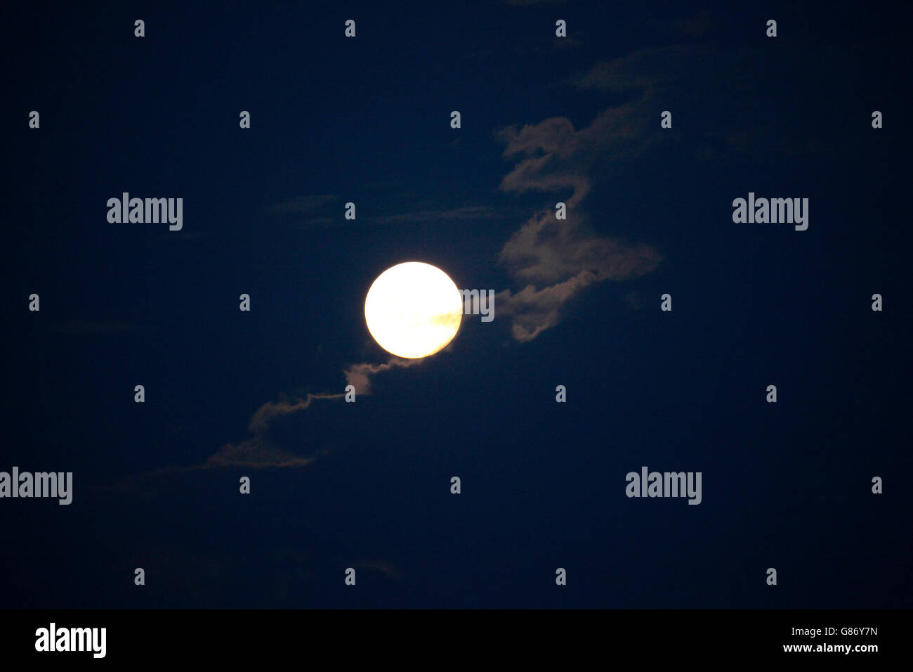 Full moon in night sky Stock Photo - Alamy