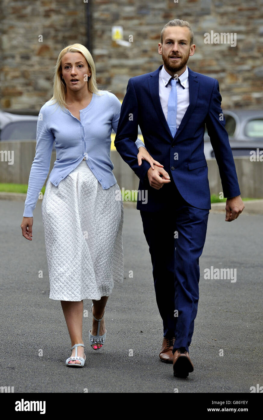 Mourners arrive funeral service hi-res stock photography and images - Alamy